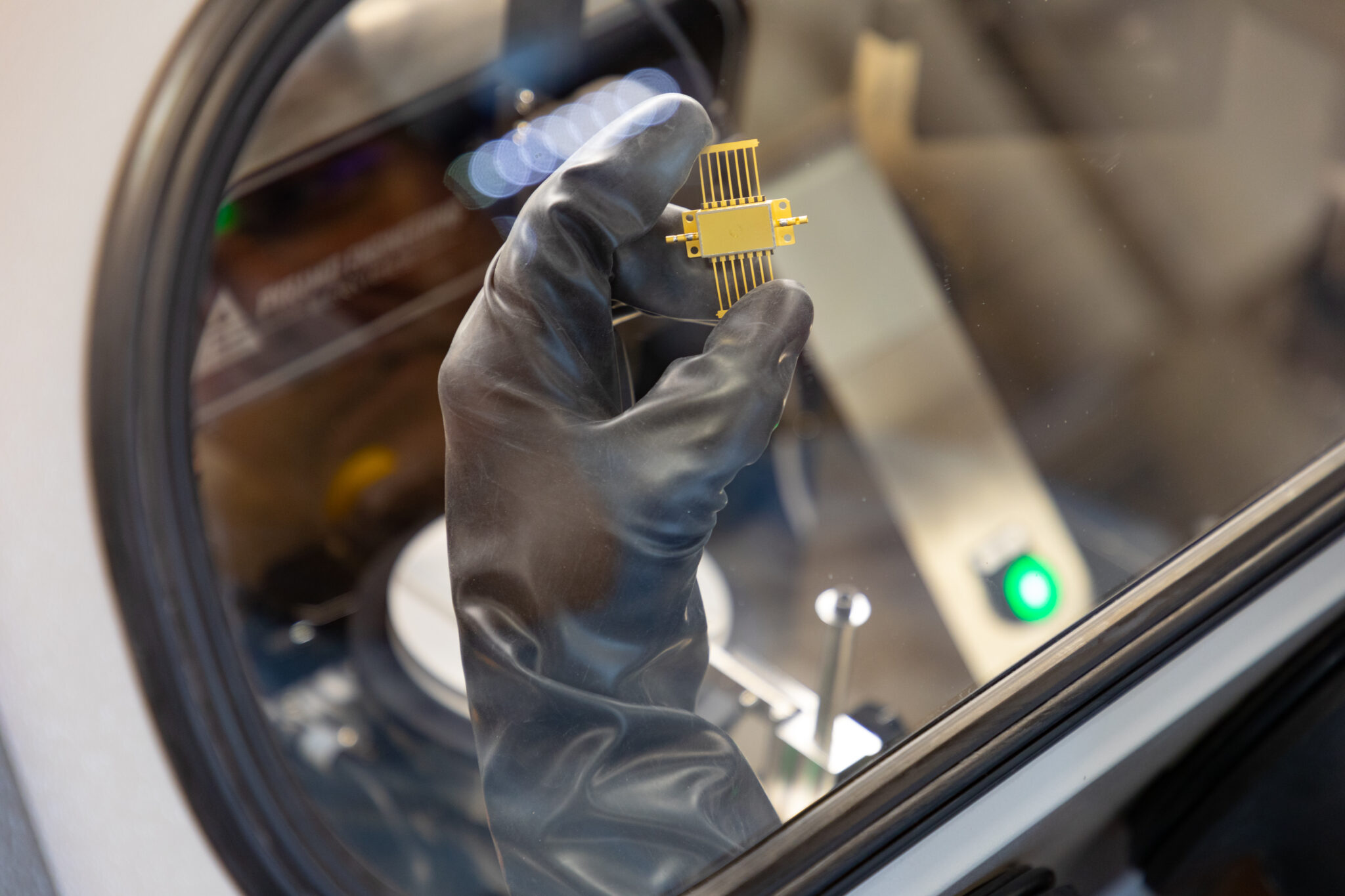 Bay Photonics | Specialists in Photonics Assembly and Packaging | UK